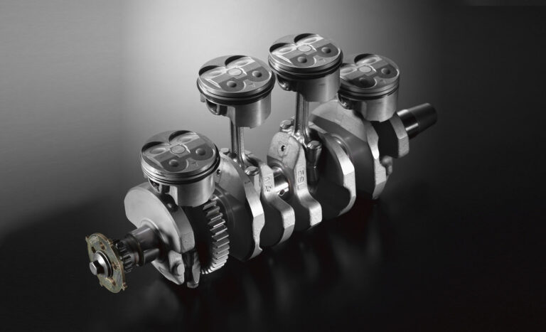 Tìm hiểu về động cơ Crossplane – Niềm tự hào của Yamaha - Revzone ...