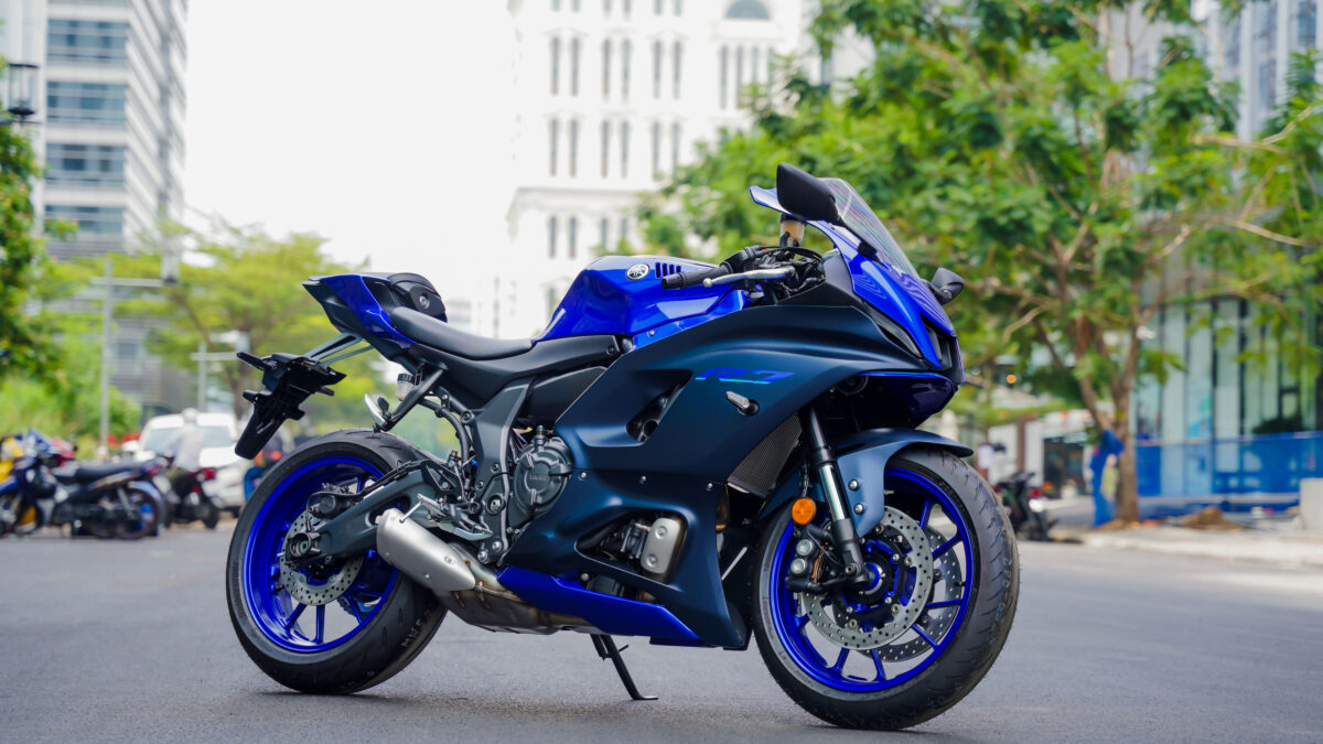 YZF-R7 và sự kế thừa từ người đàn anh YZF-R1 - Revzone Yamaha Motor