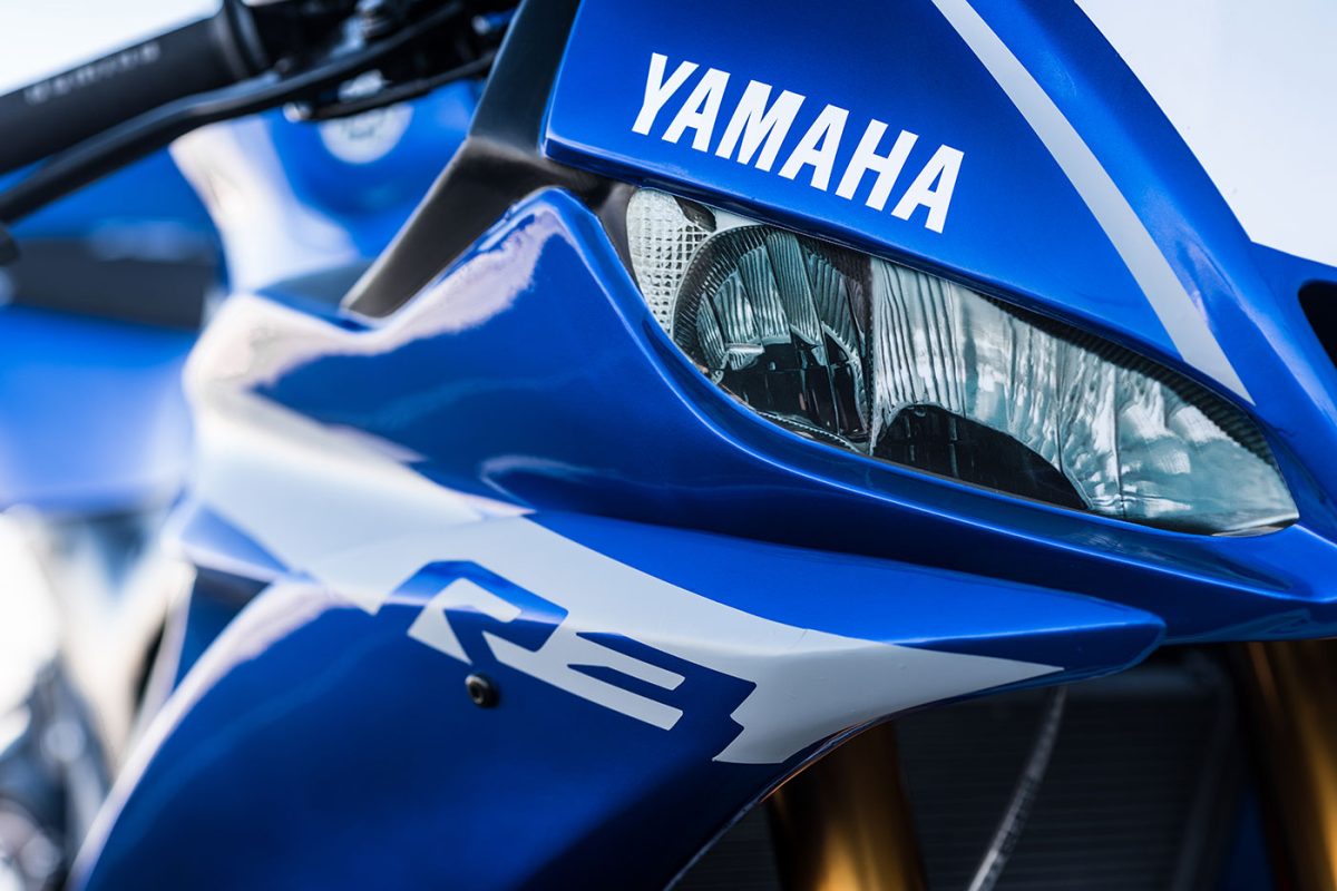 YZF-R3 lột xác với các trang bị từ Yamaha GYTR - Revzone Yamaha Motor