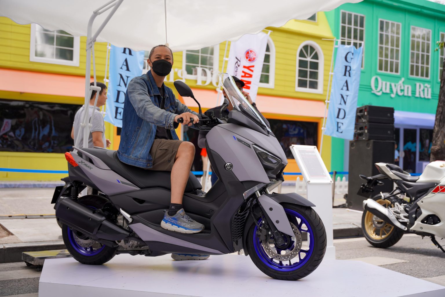 XMAX và TMAX 2022 xuất hiện cực ngầu tại Yamaha Grande Festa 2022 ...