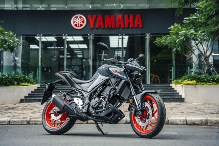Mẫu xe mô tô Yamaha 300cc chính hãng tại Việt Nam