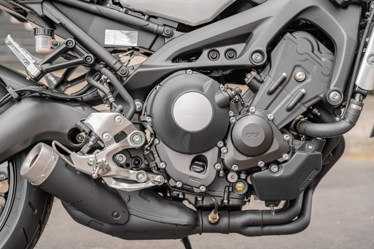 Đánh giá Yamaha XSR900: Lãng tử Neo Retro mạnh mẽ - Revzone Yamaha Motor