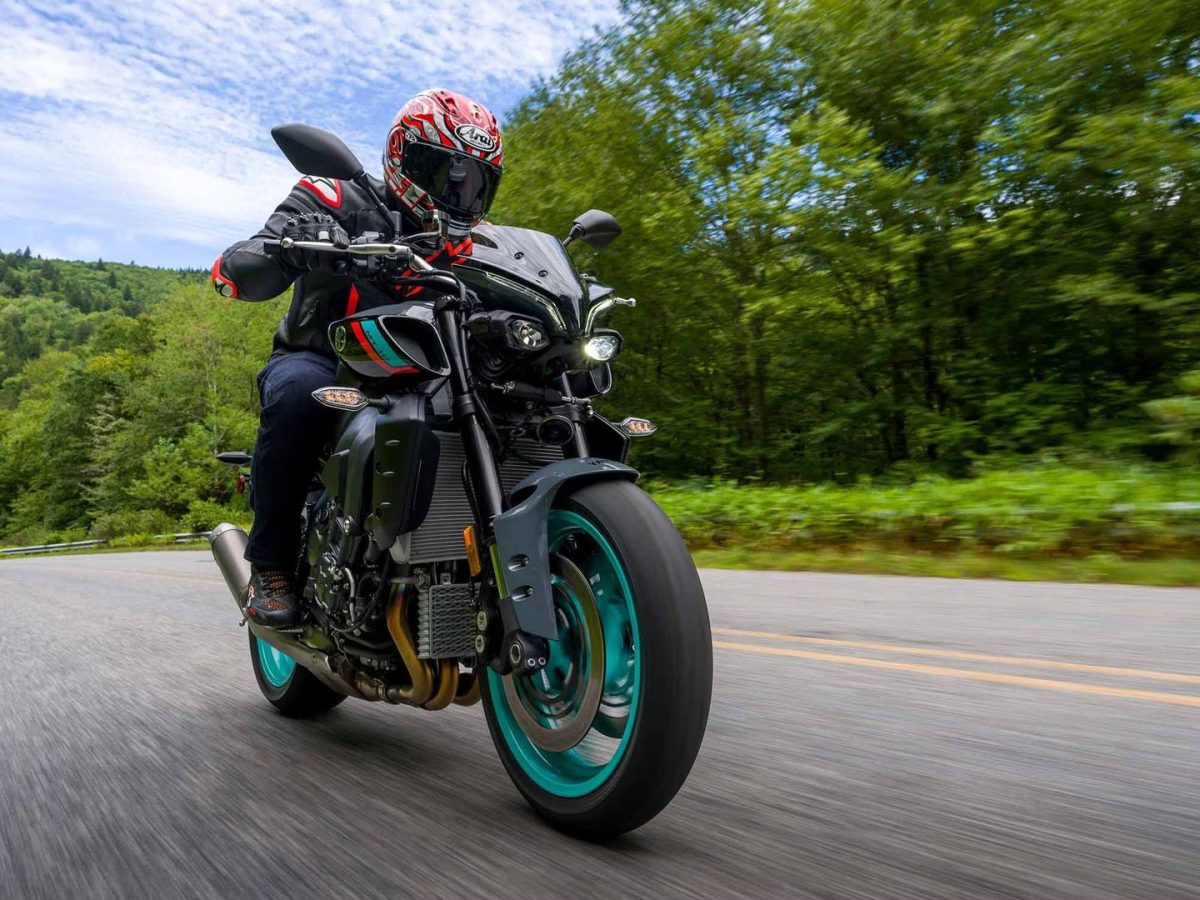 MT-10 2022: Ông trùm đường phố Nhật Bản nhận thêm sức mạnh và công nghệ ...